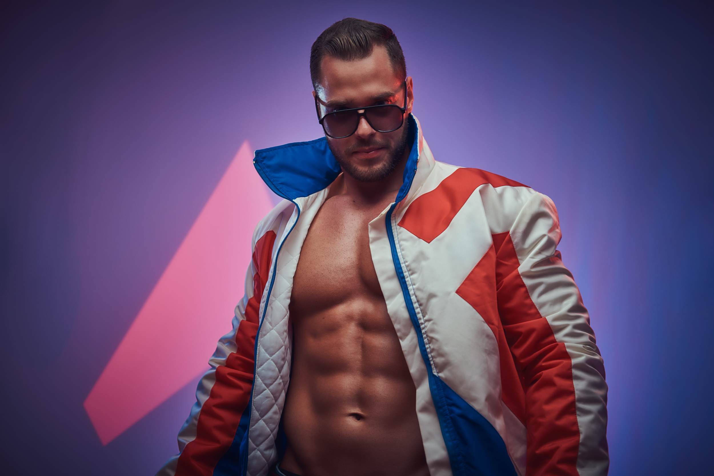 Can I get visible six-pack abs from laughing? - SixPackAbs.eu
